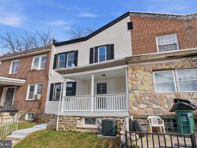 836 E Stafford