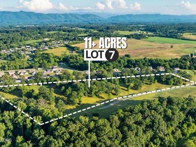 836 Franklin Xing, Maryville, TN 37804