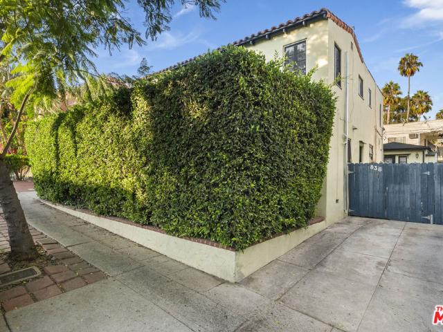 836 Hilldale Avenue
