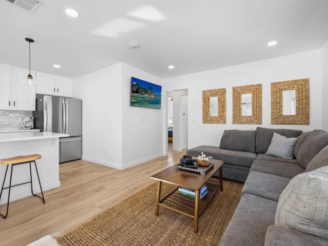 836 Island Ct, San Diego, CA 92109 | MLS #240002