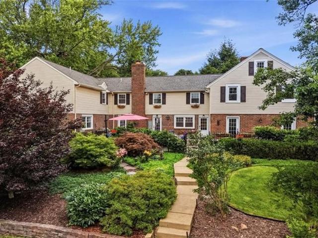 836 Old Thorn Run Rd, Coraopolis, PA 15108