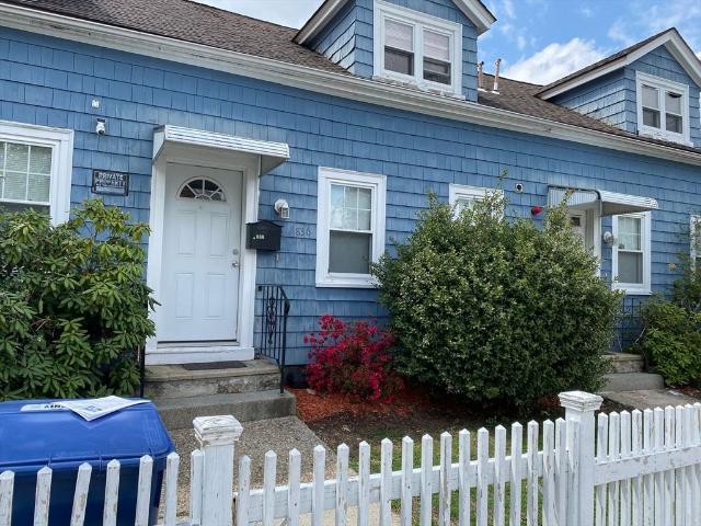 836 Main, Melrose, US, MA