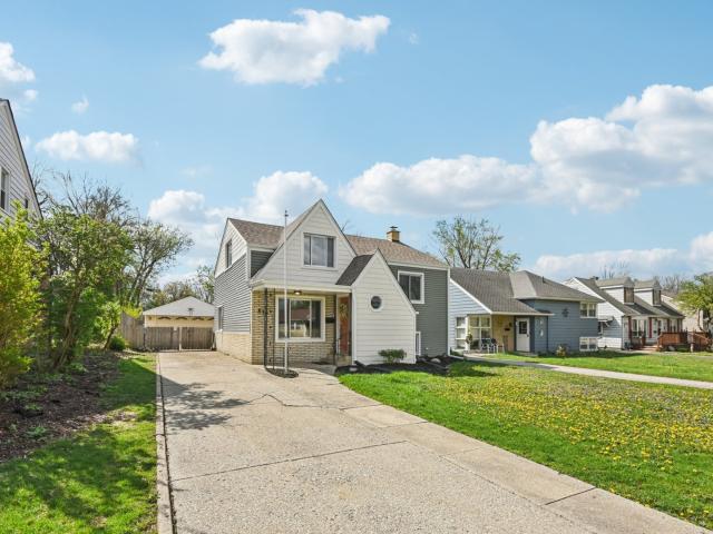 836 S Michigan Ave, Villa Park, IL 60181 | Compass