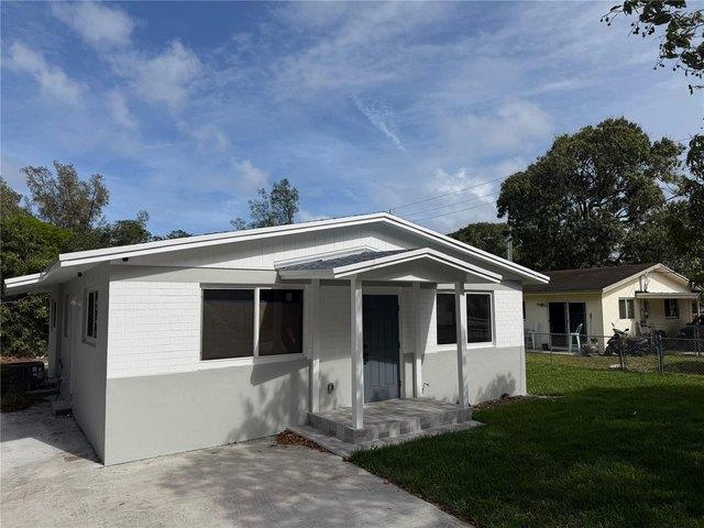 836 SW 2nd Ter, Deerfield Beach, FL 33441