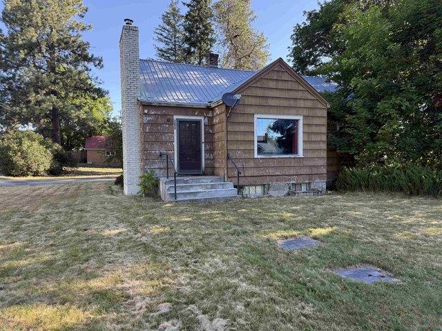 836 W 5th St, Newport, WA 99156