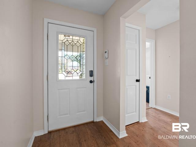 836 Willow Pointe Drive E
