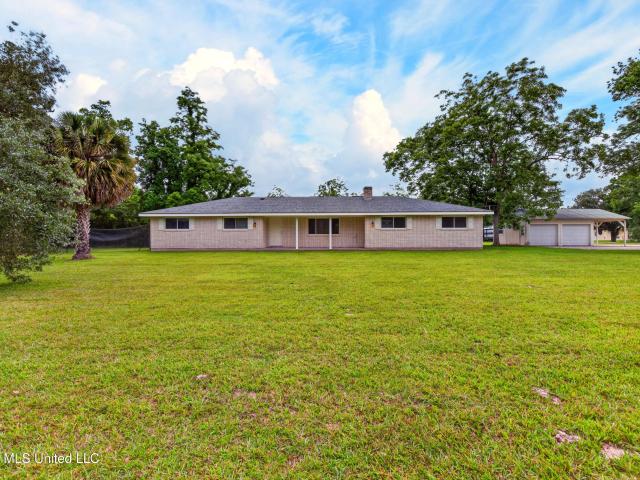 8374 Lakeshore Road