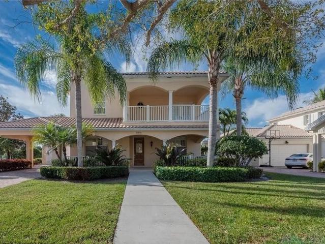 8374 Zanzibar Ln, Wellington, FL 33414