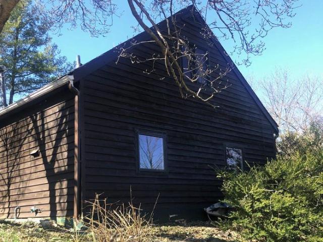 8376 meadows rd cottage