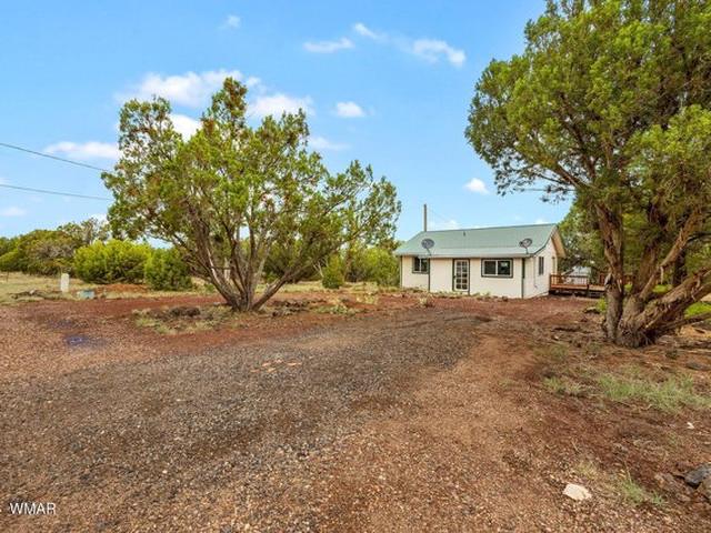 8376 Apache Dr, Show Low, AZ 85901