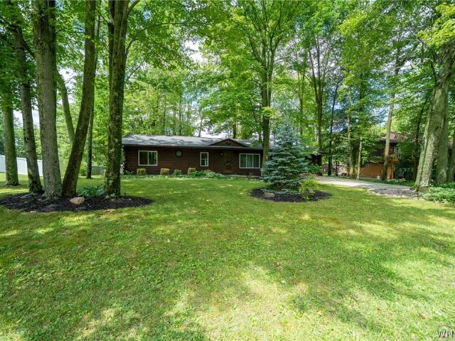 8376 Cobblestone Court