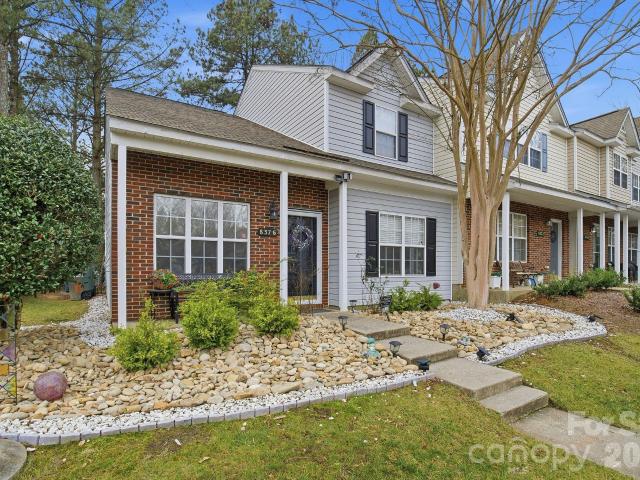 8376 Rudolph Rd, Charlotte, NC 28216 | MLS #4335