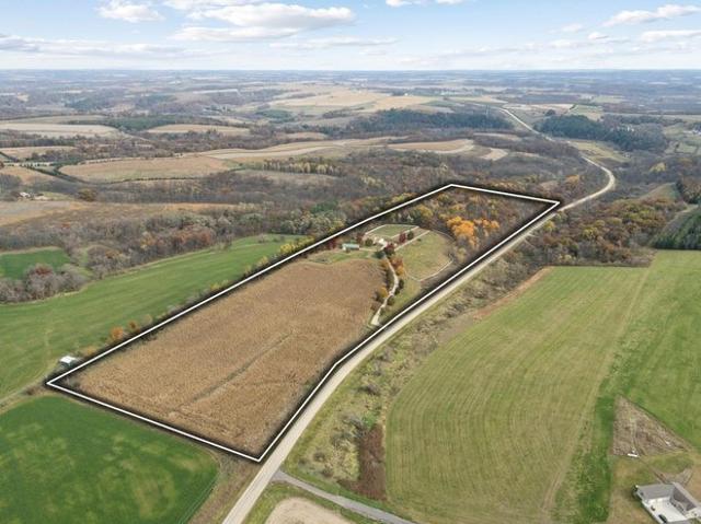 8370 County Road A, Hollandale, WI 53544