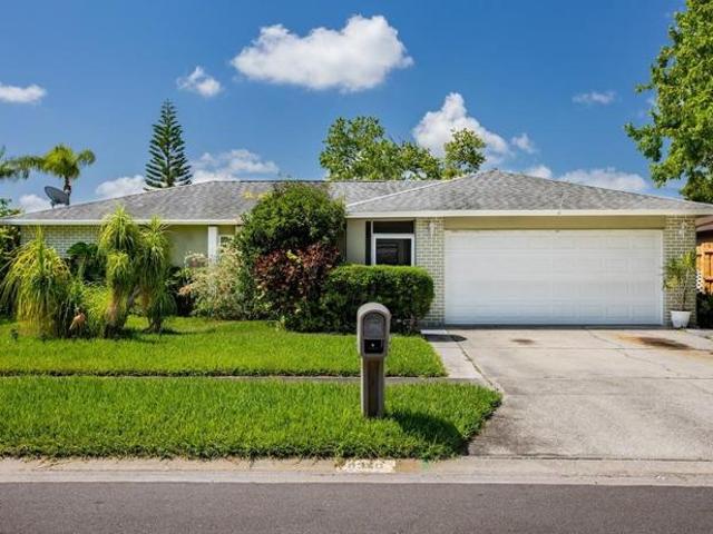 8370 125th Pl, Largo, FL 33773