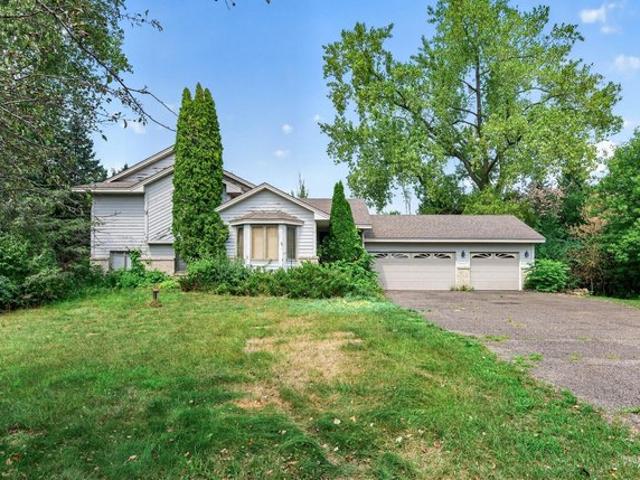 8370 59th St N, Lake Elmo, MN 55042