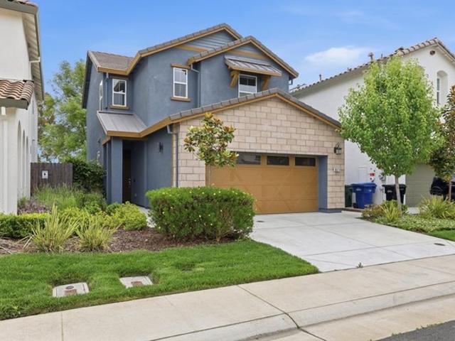 8371 Lemberger Way, Sacramento, CA 95829