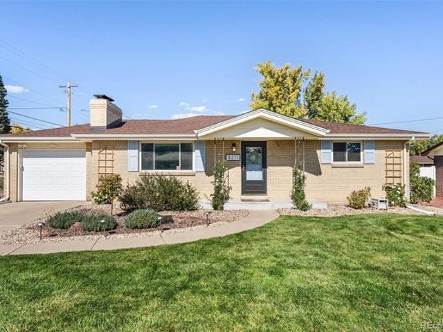 8371 W 70th Ave, Arvada, CO 80004
