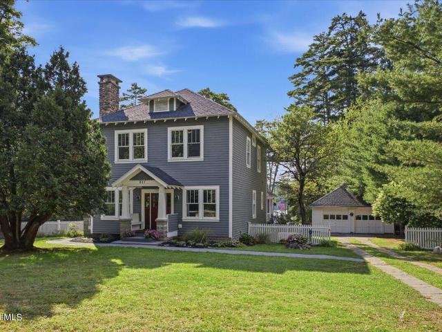 837 Atateka Drive