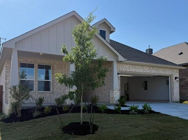 837 Elmstead Dr, Fort Worth, TX 76108