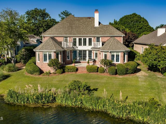 837 Fox Ridge Lane