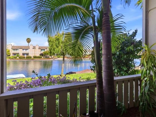 837 Juno Ln, Foster City, CA 94404