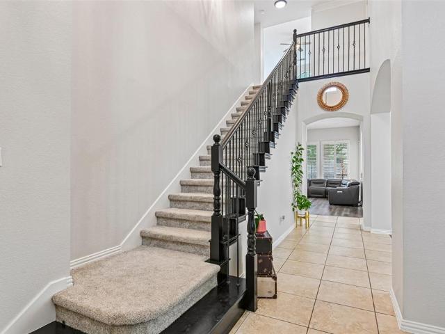 837 Moss Cliff Circle