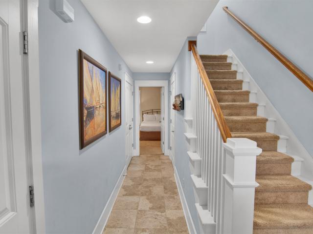 837 Madiera Dr. TH6 R3