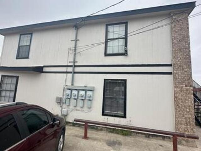 837 Medina, Unit 1