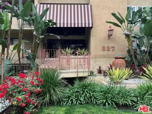 837 N WEST KNOLL DR APT 112, WEST HOLLYWOOD, CA 90069 Condo/To.
