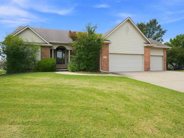 837 N Bracken Cir, Wichita, KS 67206