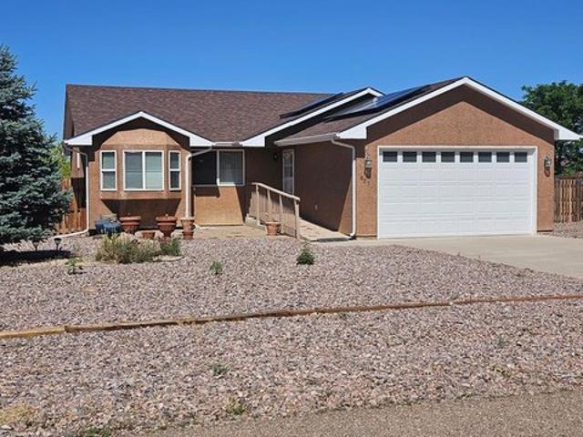 837 S McCoy Dr, Pueblo West, CO 81007
