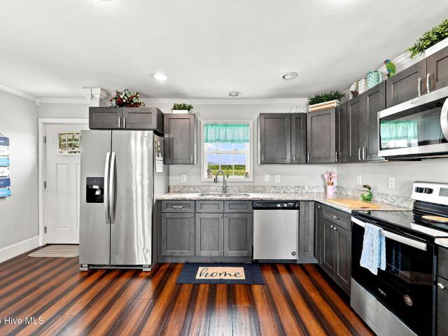 837 Plantation Road