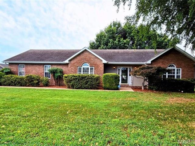 837 Woodruff Ave, Sikeston, MO 63801