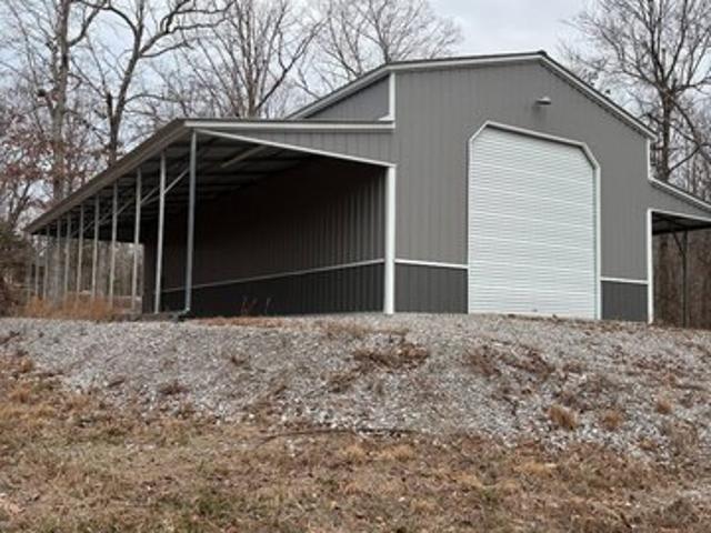 837 Walnut Hill Rd, Princeton, KY 42445