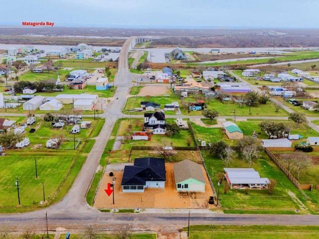 837 Wightman St, Matagorda, TX 77457