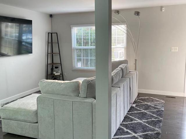837 Vanderbilt Terrace SE