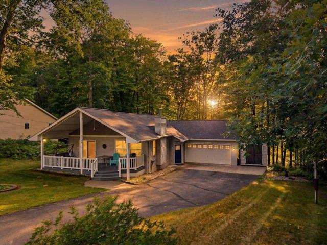 8385 Alberta St, Canadian Lakes, MI 49346