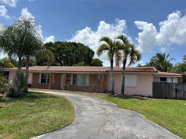 8385 SW 105th St, Miami, FL 33156