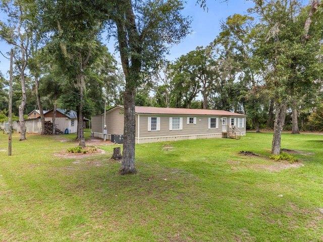 8387 NE Highway 353, Old Town, FL 32680