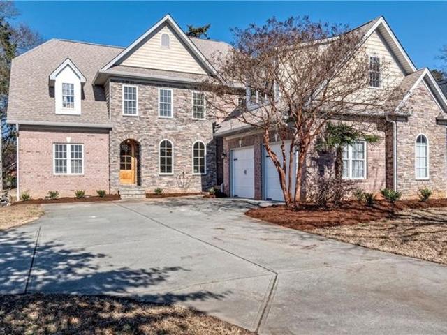 8388 Rocky River Rd, Harrisburg, NC 28075