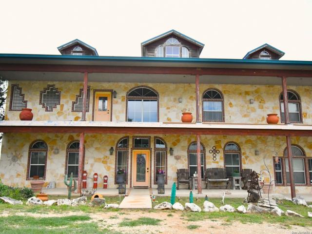 8389 E Loop 1604 S, Adkins, TX 78101 | MLS #1694 | Compass