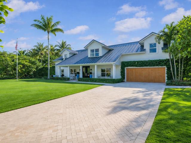 8389 SE Woodcrest Pl, Hobe Sound, FL 33455 | MLS #B26010 | Compass