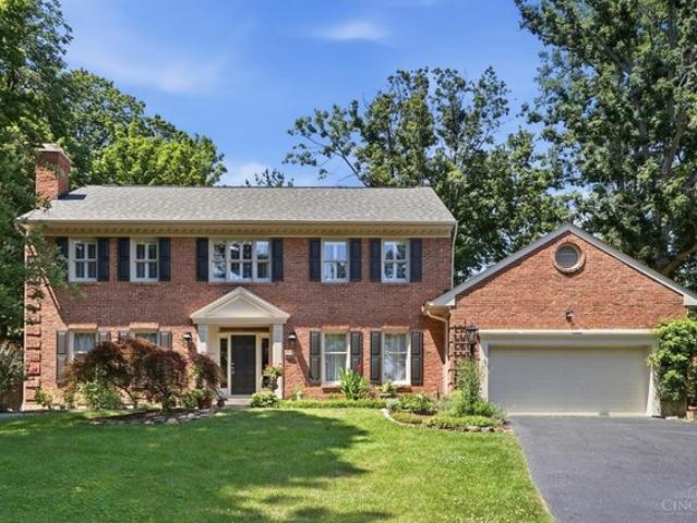 8380 Susanwoods Ct, Symmes Township, OH 45249