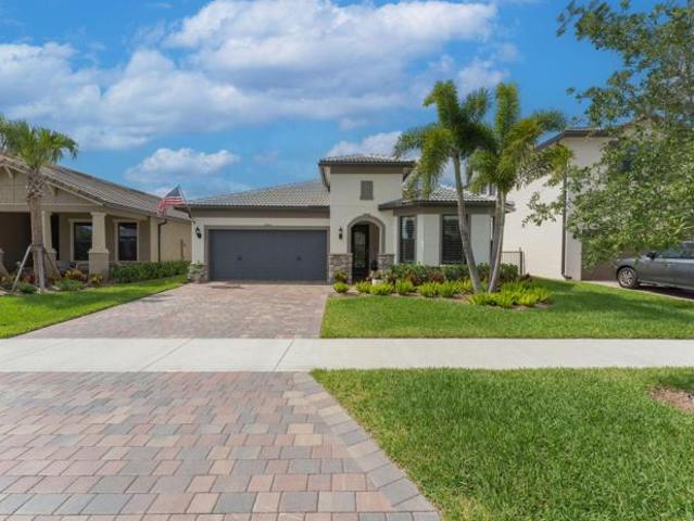 8380 Vaulting Dr, Lake Worth, FL 33467