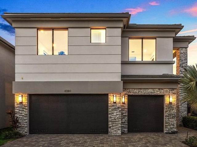 8381 Fishers Island Way, Boca Raton, FL 33434