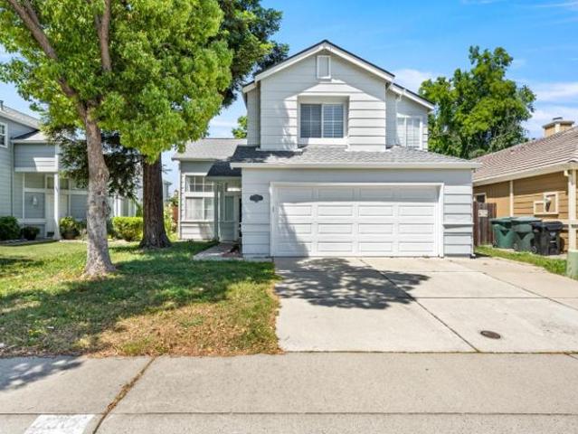 8381 Hillsbrook Dr, Antelope, CA 95843