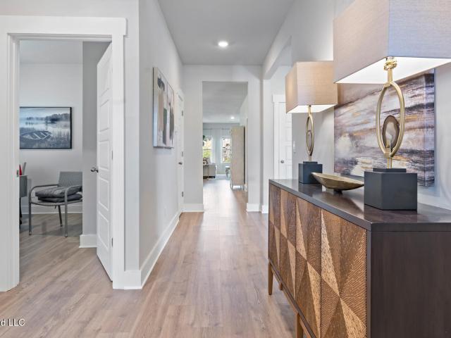 8383 Bankhead Drive