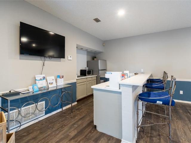 8383 La Prada Dr, Dallas, TX 75228 | MLS #20879
