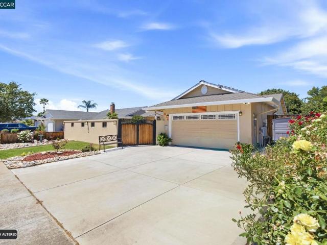 838 Cherokee Dr