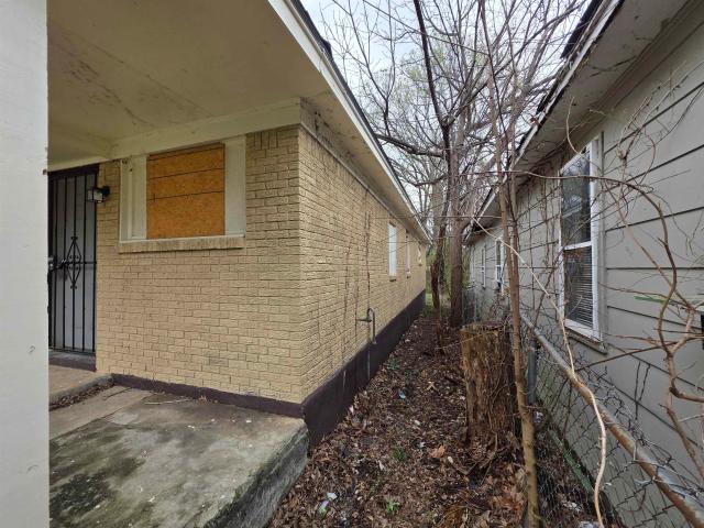 838 crockett st